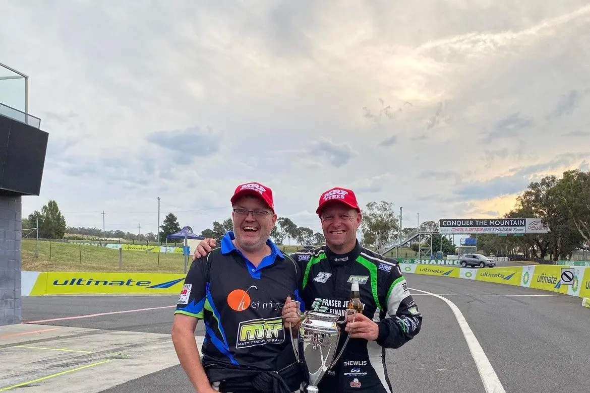 Thewlis grabs podium finish at Mount Panorama