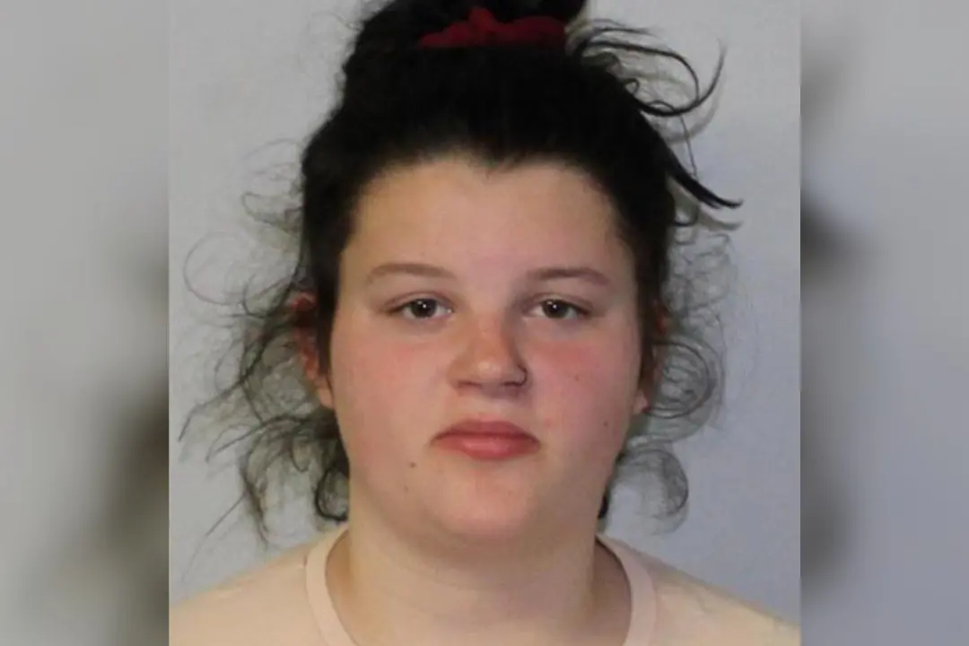 Police search for missing girl Hannah